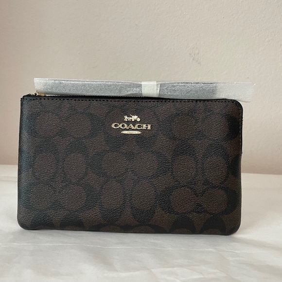 Coach | Bags | Coach Large Corner Zip Wristlet In Signature Canvas ...